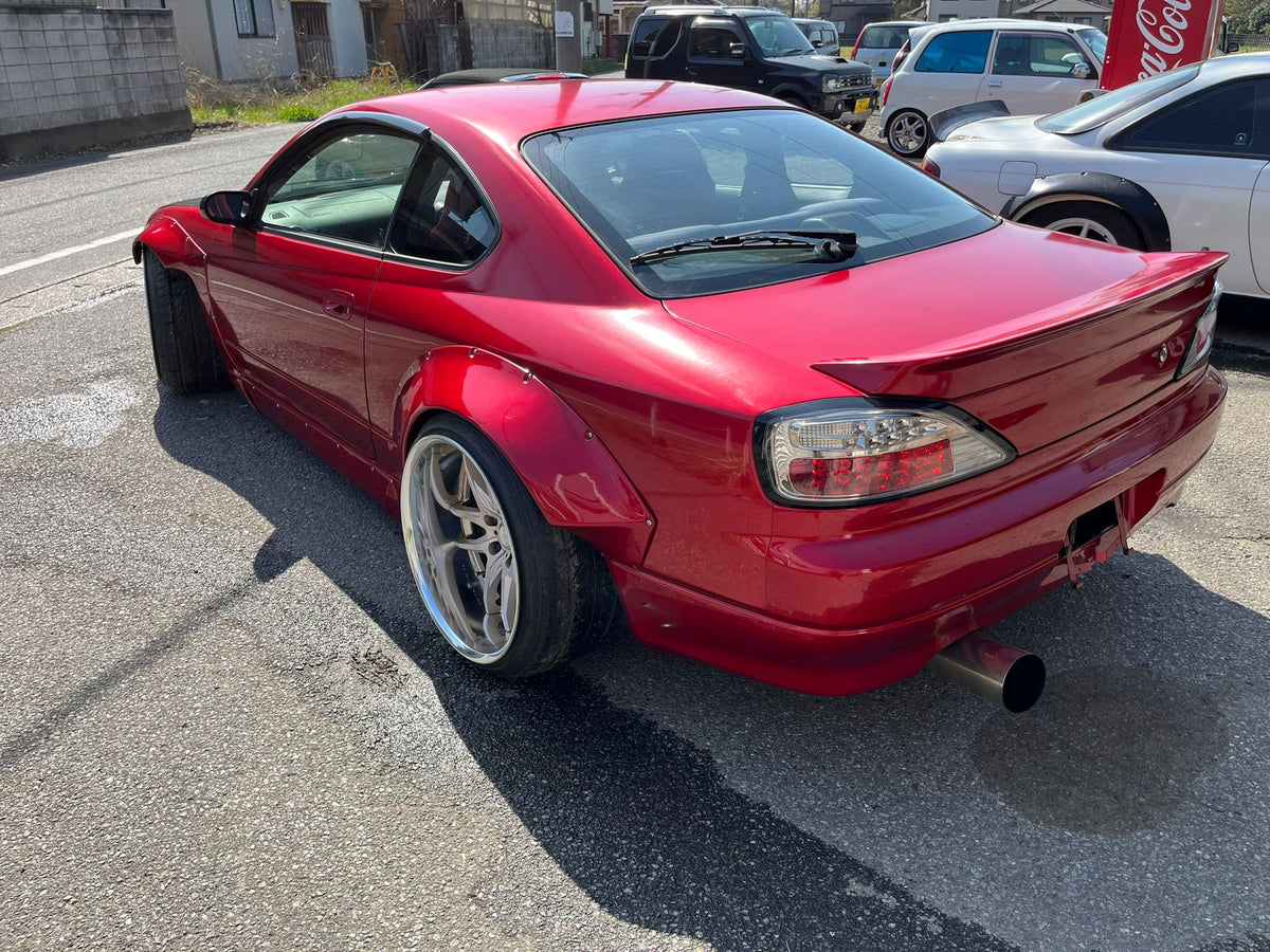 Nissan Silvia S15 2000